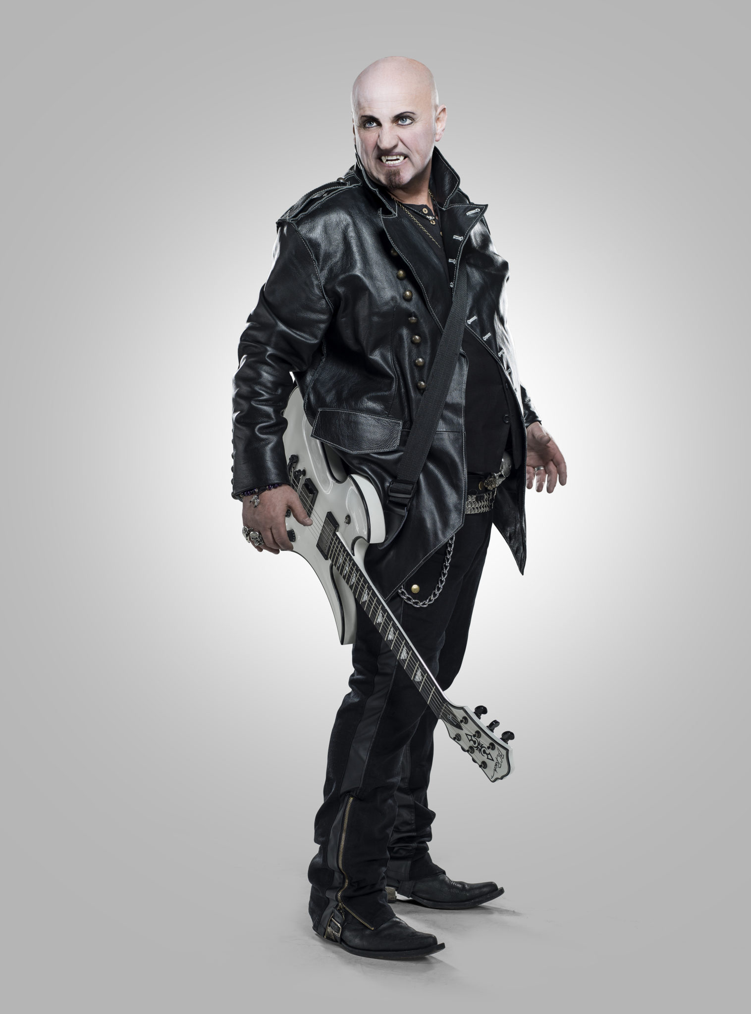 Steve poster photo hi res - Vampires Rock